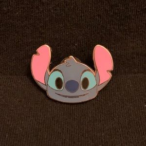 Stitch Emoji Pin Smiling Happy Face - Gem